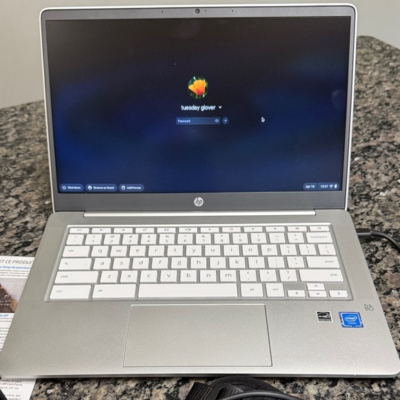 HP | Computers, Laptops & Parts | Hp Chromebook Silver And White Laptop ...